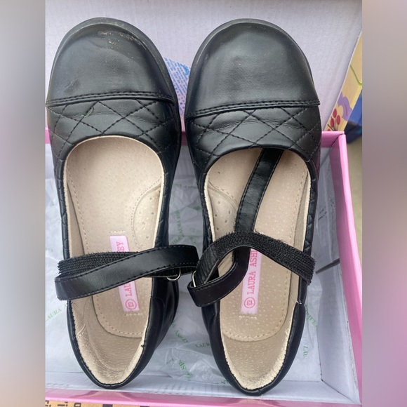 Laura Ashley | Shoes | Laura Ashley Quilted Mary Jane Size 3m Kids ...
